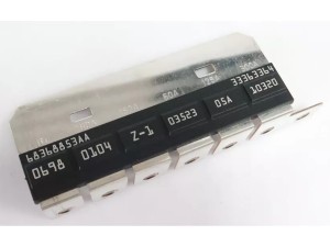 Mopar 2023 Jeep Wrangler JL Fuse Array | Mopar Genuine Parts