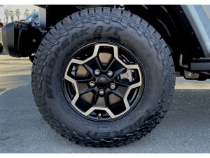 Mopar Jeep Wrangler JL Wheel | Mopar Genuine Parts