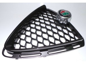 Mopar 2020 Alfa Romeo Stelvio Grille | Mopar Genuine Parts