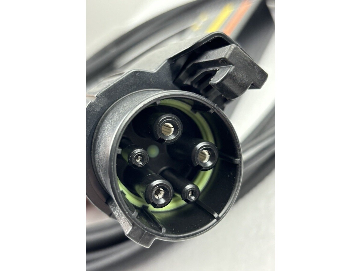 Mopar Level 1 Plug In Vehicle Charger For 4xe OE Replacement 120V ...