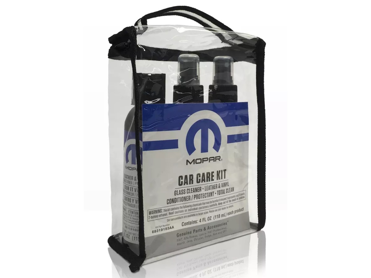 Mopar Car Care Kit With Glass Cleaner / Leather & Vinyl Conditioner ...