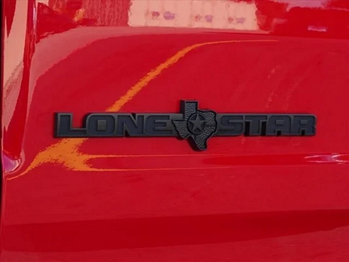 Mopar Tailgate Emblem Lone Star Black - 68406290AA | Mopar Genuine Parts