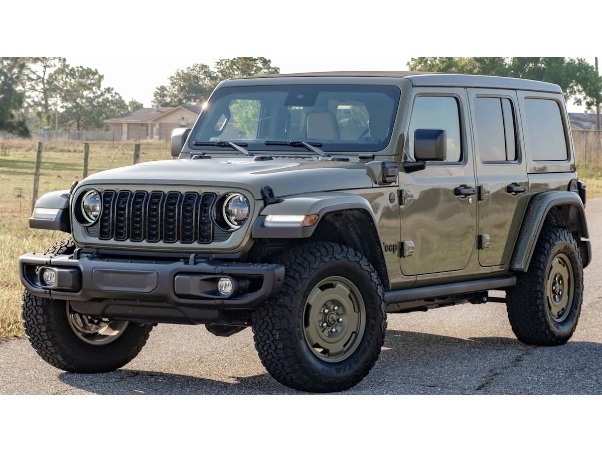 Mopar 17x7.5 Inch Willy's 41 Edition Aluminum Wheel With Olive Green ...