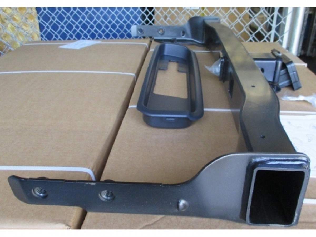Mopar Trailer Hitch Receiver Non-Trailhawk - 82214659AD | Mopar Genuine ...