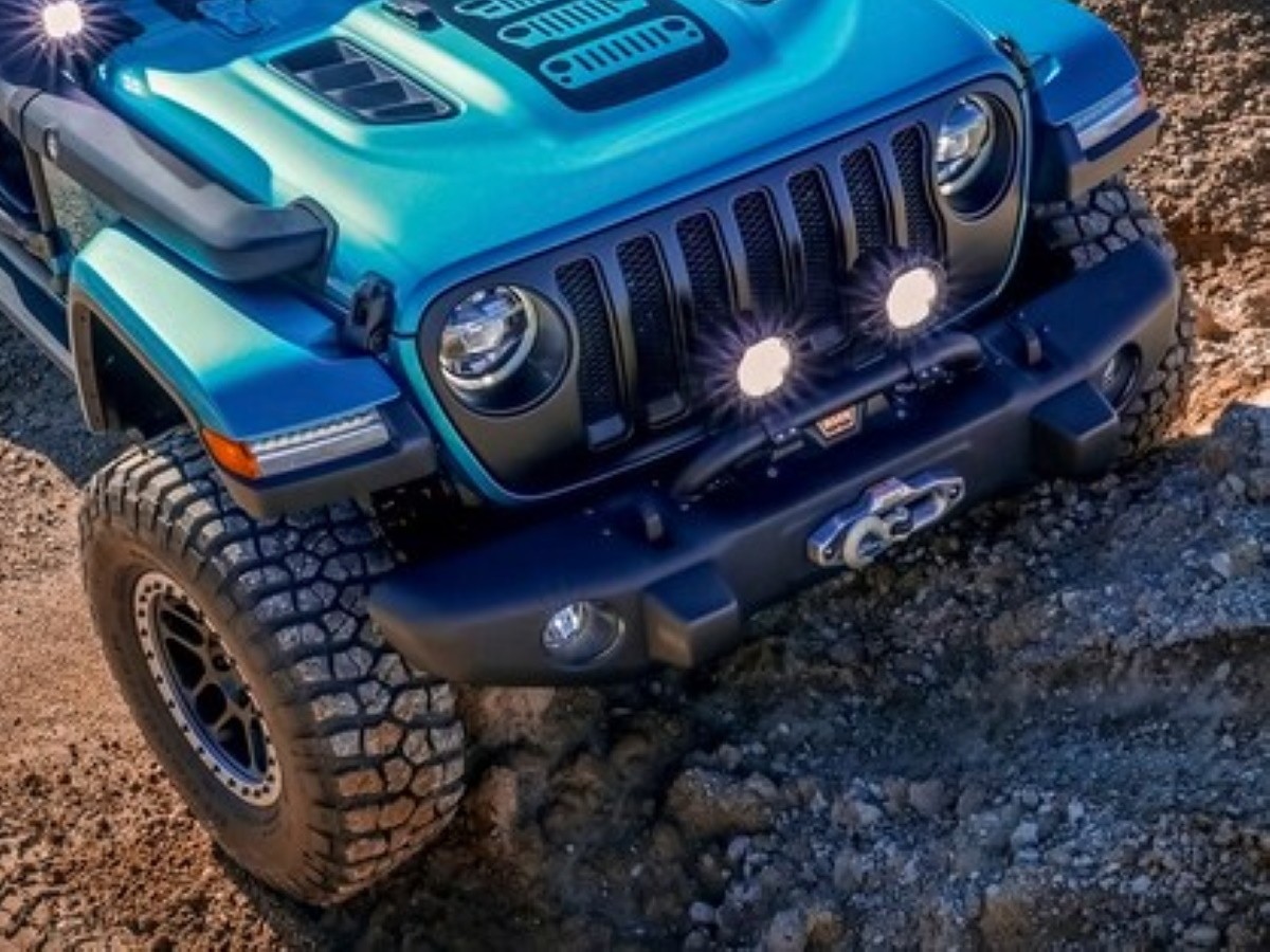 Mopar Performance Front Steel Off Road Bumper - 82215691AD | Mopar ...