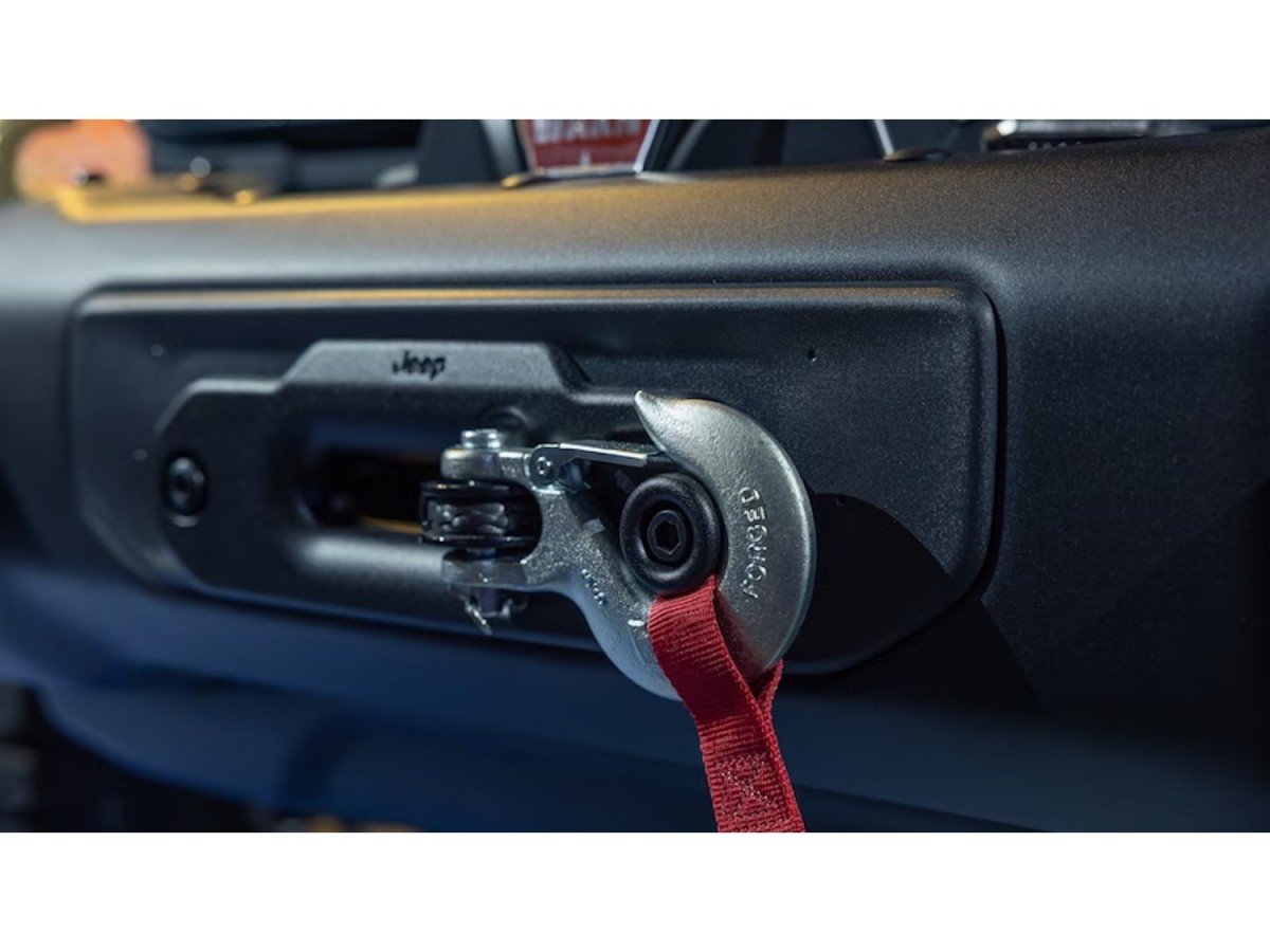 Mopar Winch Fairlead Kit - FAIRLEADJLJT | Mopar Genuine Parts