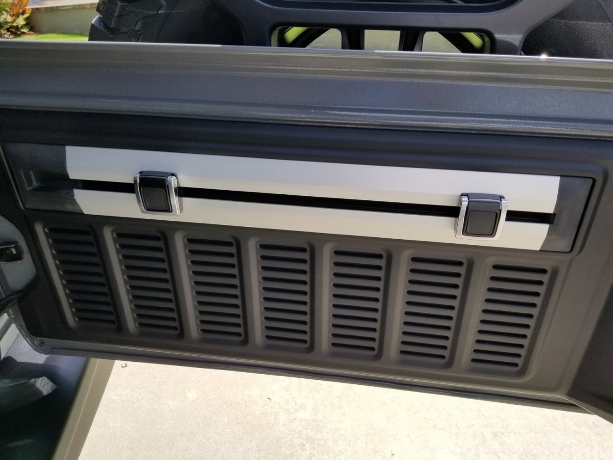 Mopar Trail Rail Kit - JLTRAILRAILKIT | Mopar Genuine Parts